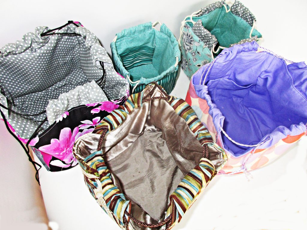 Tutorial: More Kinchaku Japanese Drawstring Bags | SewingMachinesPlus ...